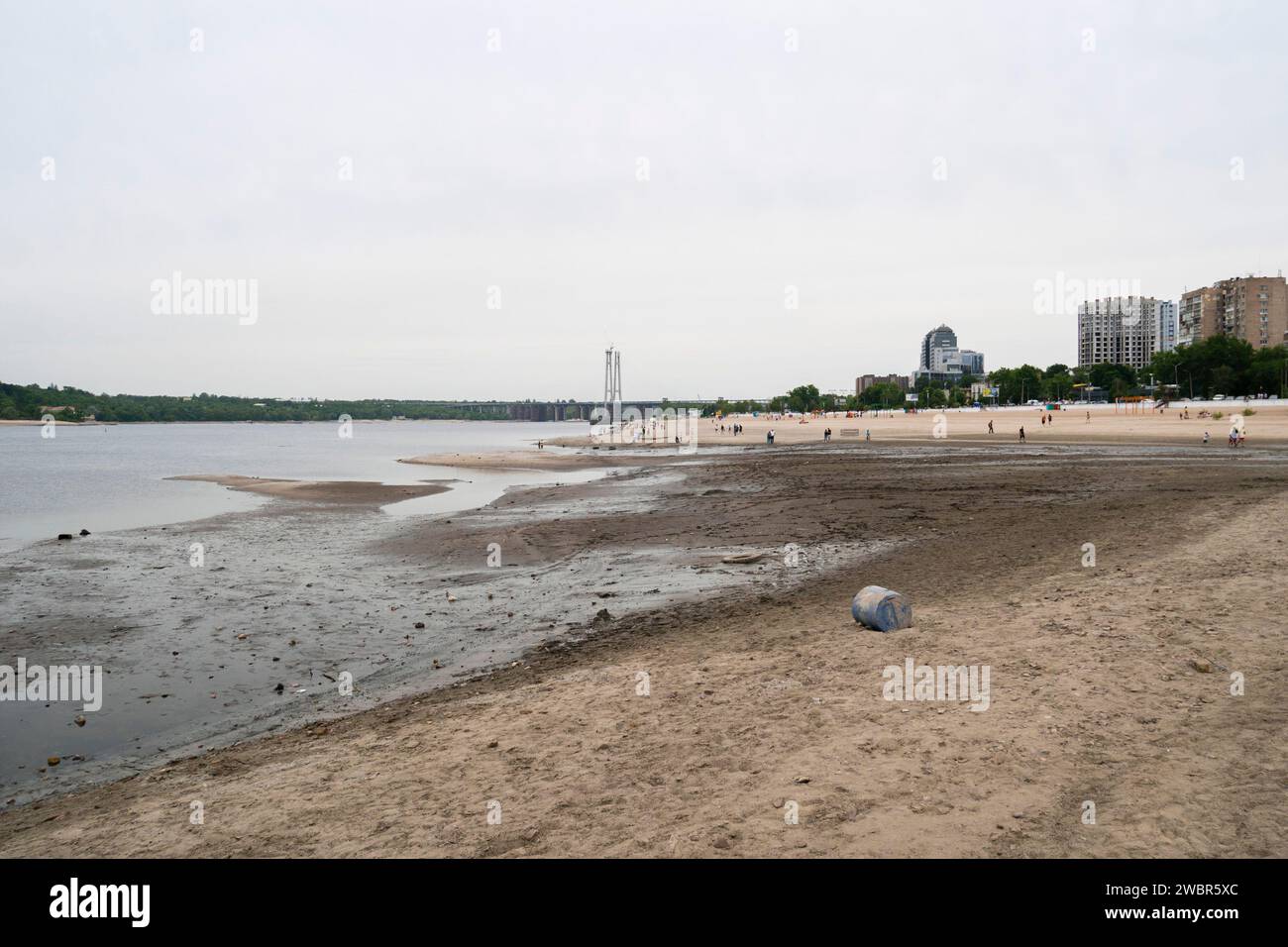 The destruction of the Kakhovka dam led to a catastrophic decrease in ...