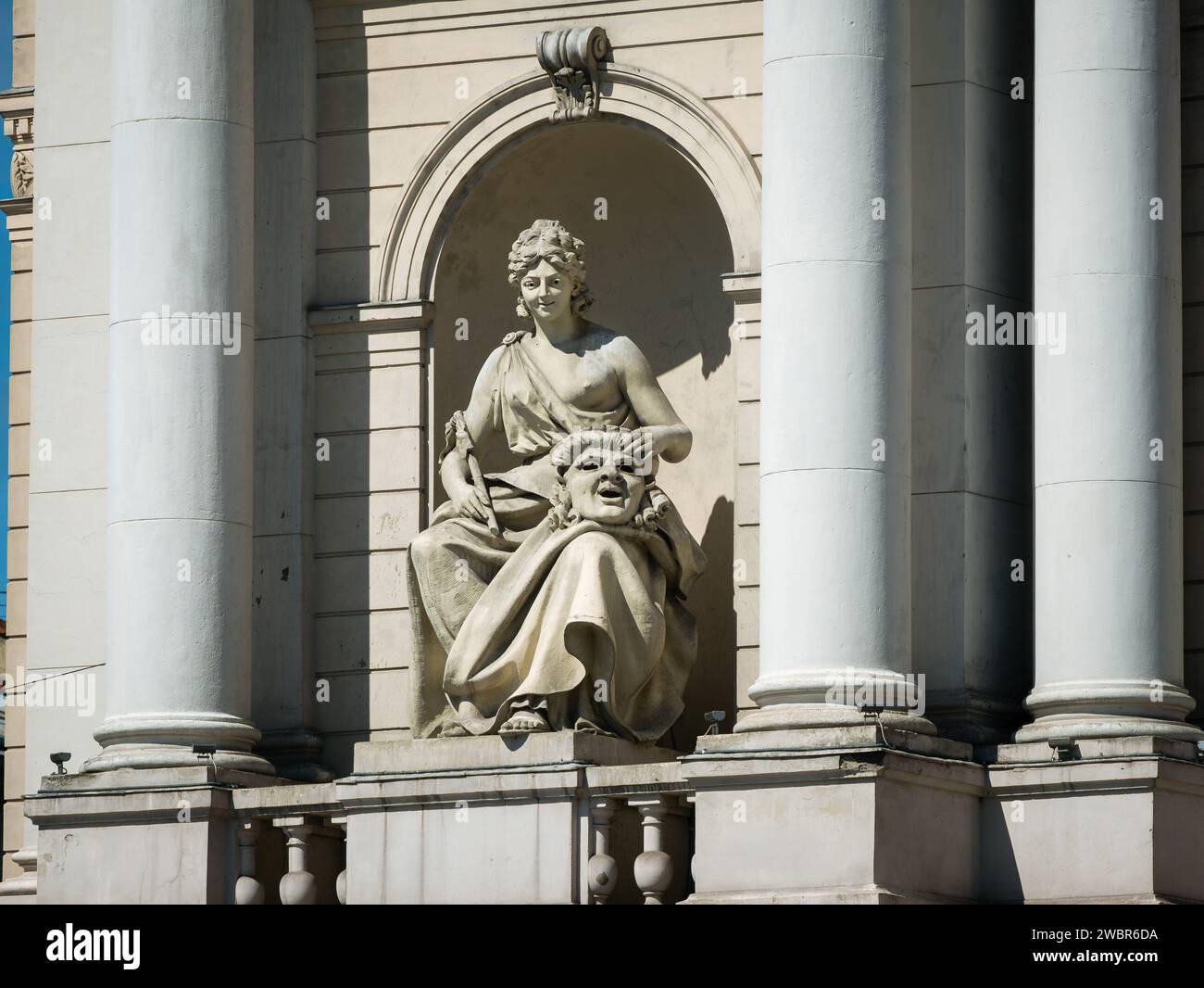 Three tier architecture hi-res stock photography and images - Alamy