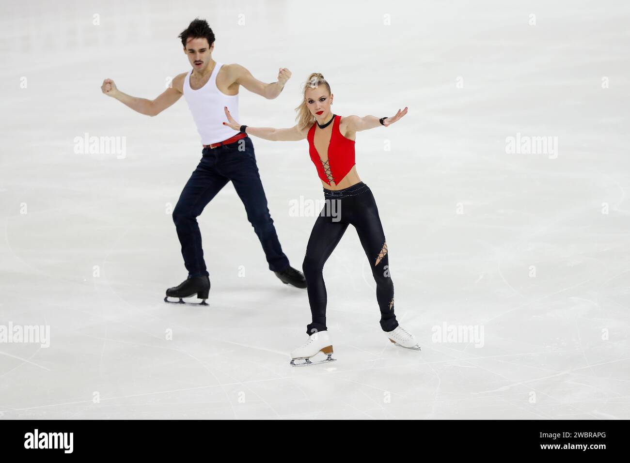 Hanna Jakucs and Alessio Galli of the Netherlands perform in rhythm ...