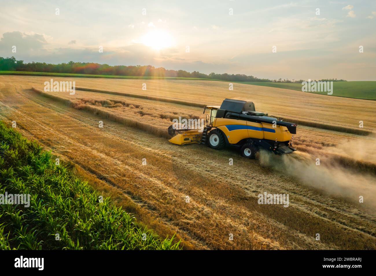 Straw chopper combine hi-res stock photography and images - Alamy