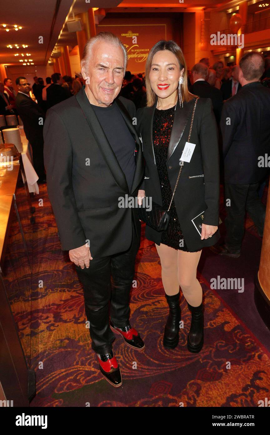 Jürgen Hunke und Chun Li Hunke beim Blankeneser Neujahrsempfang 2024 im ...