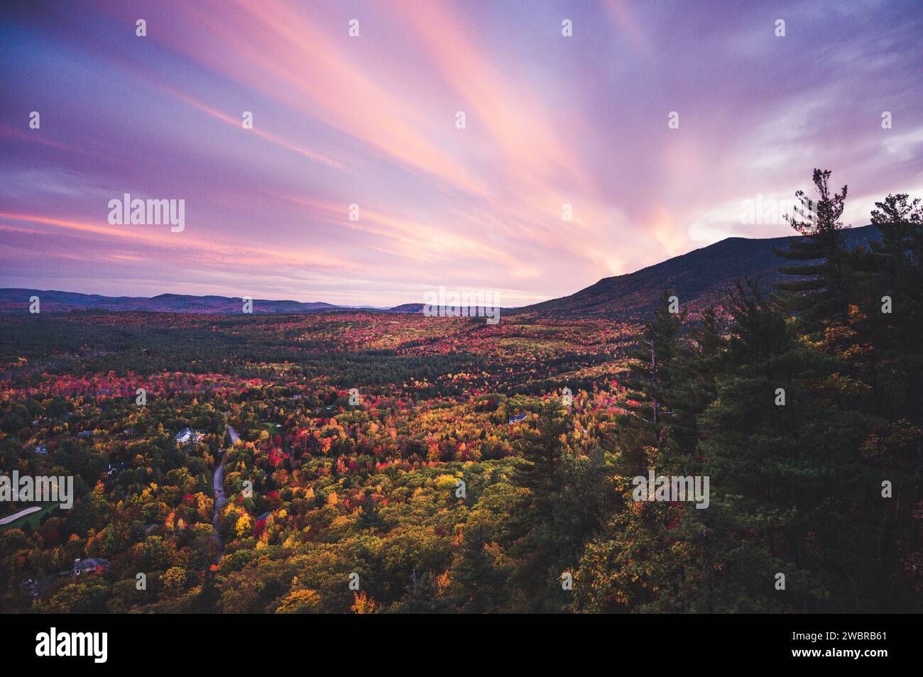 North Conway and Mount Washington Valley Foliage Sunset Stock Photo - Alamy