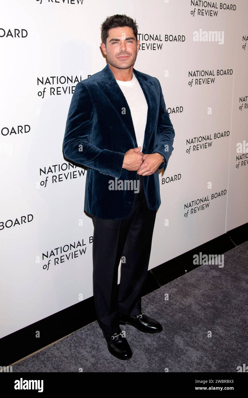 Zac Efron bei der National Board of Review Awards Gala 2024 im Cipriani ...