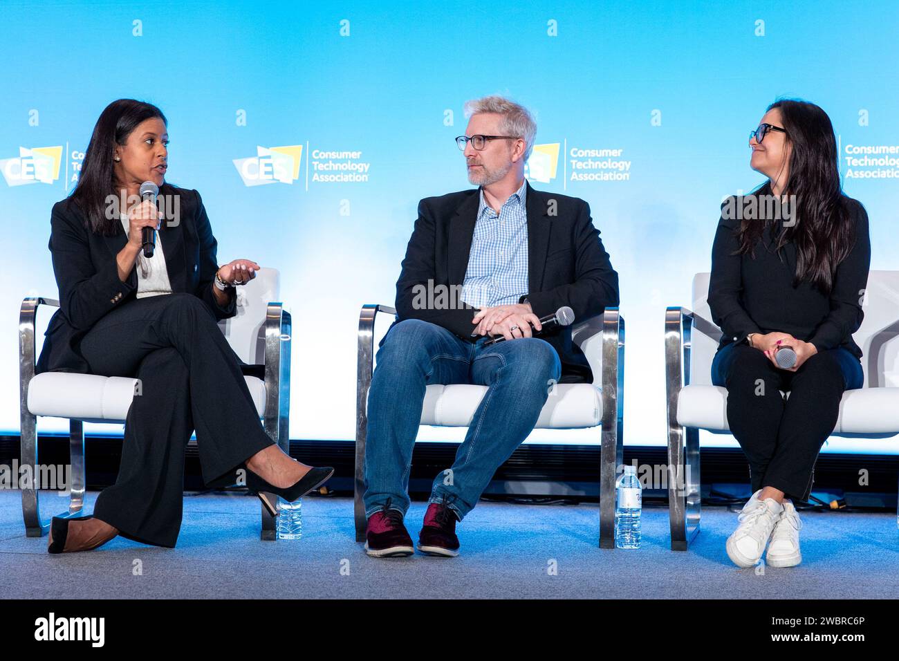 Us ai hi-res stock photography and images - Alamy