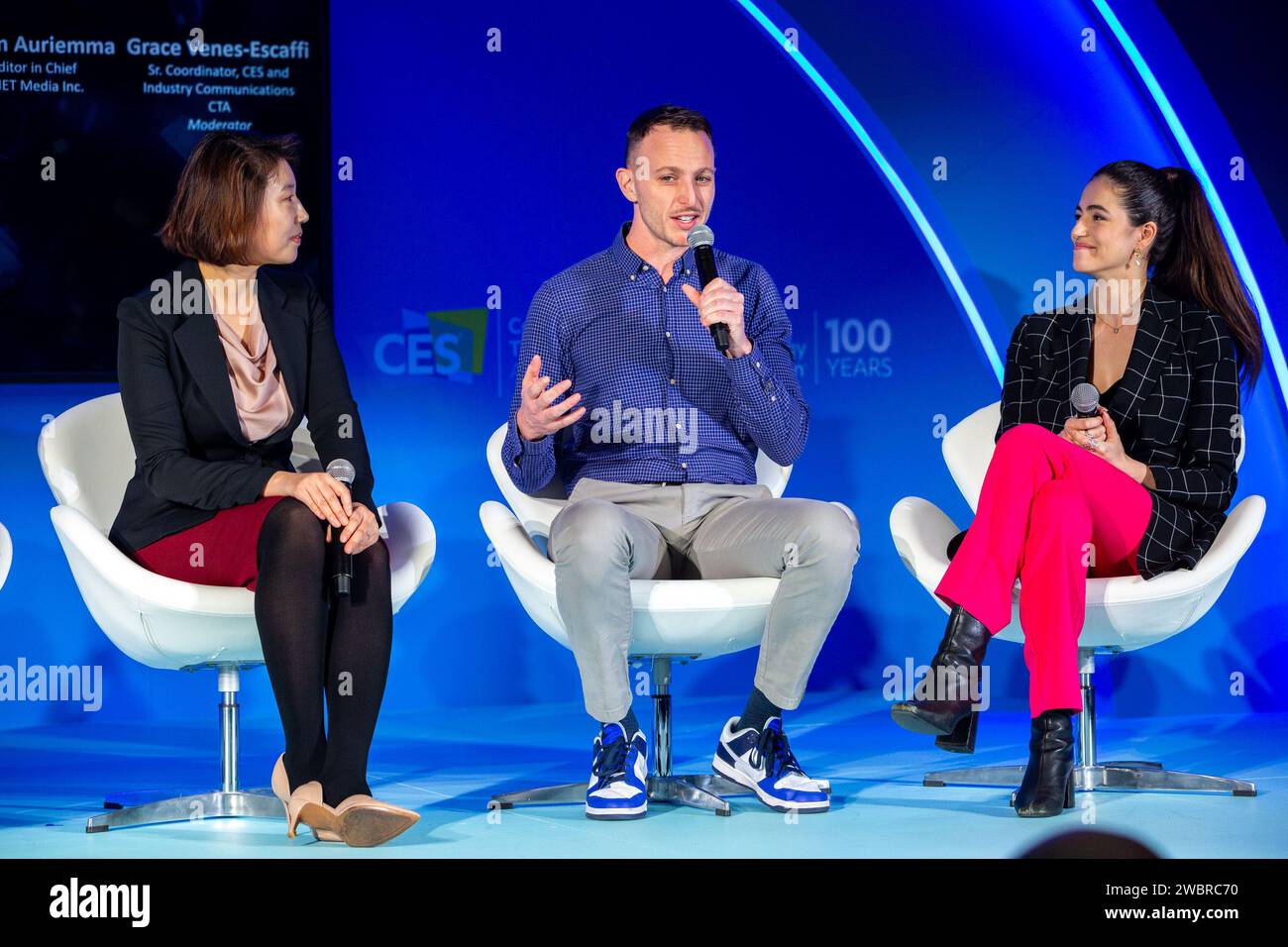 Las Vegas, USA. 11th Jan, 2024. (L to R) Sangeun Lee, Journalist with The Korea Economic Daily ...