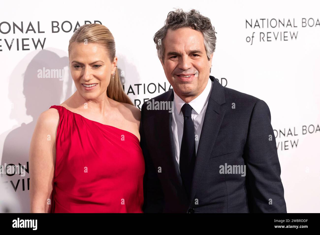 Mark Ruffalo mit Ehefrau Sunrise Coigney bei der National Board of ...