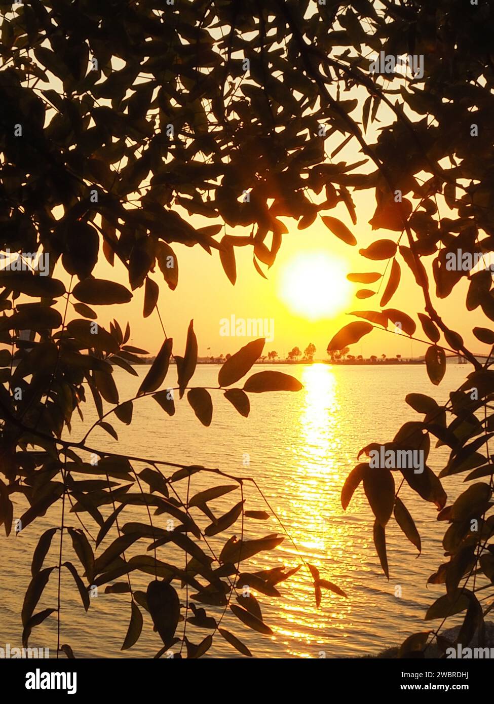 Izmir silhouette hi-res stock photography and images - Alamy