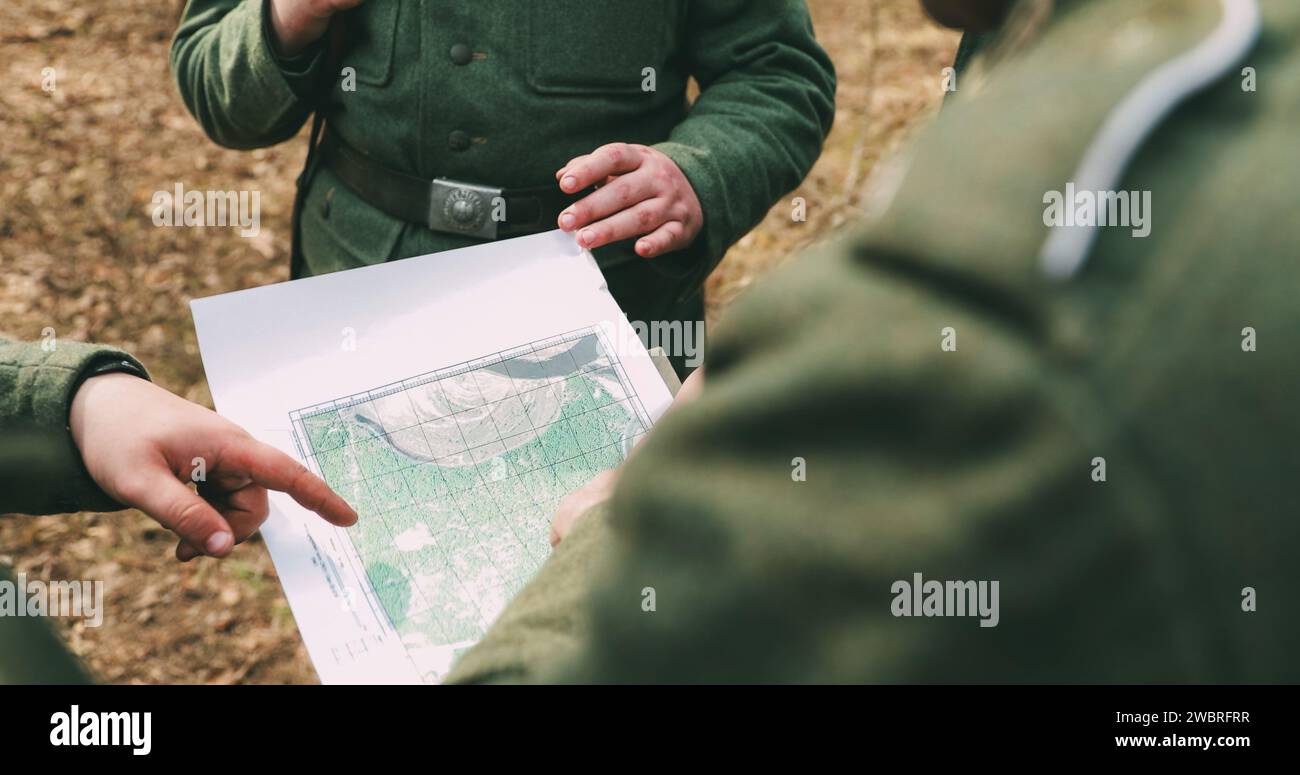 World War II German wehrmacht Soldier officer Commander Soldiers Of ...