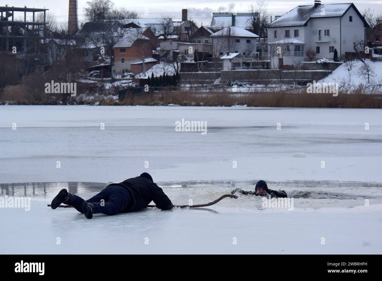 Non Exclusive: VINNYTSIA, UKRAINE - JANUARY 11, 2024 - Rescue divers ...