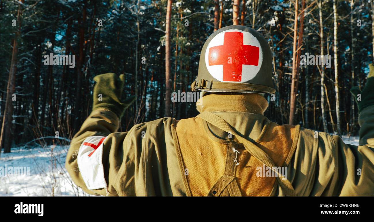 Us army medic ww2 hi-res stock photography and images - Alamy