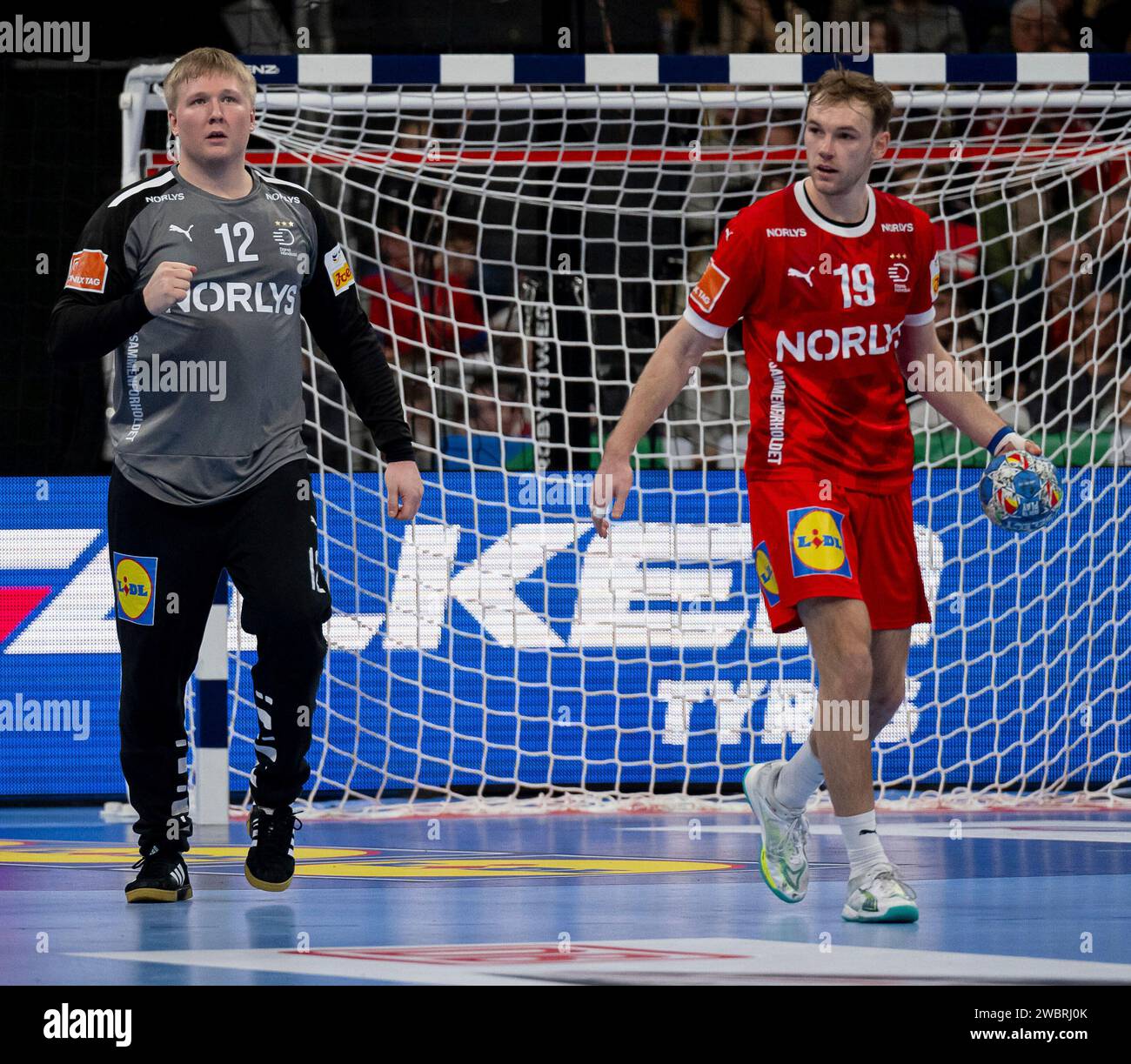Muenchen, Deutschland. 11th Jan, 2024. Emil Nielsen (Torwart/Goalkeeper ...