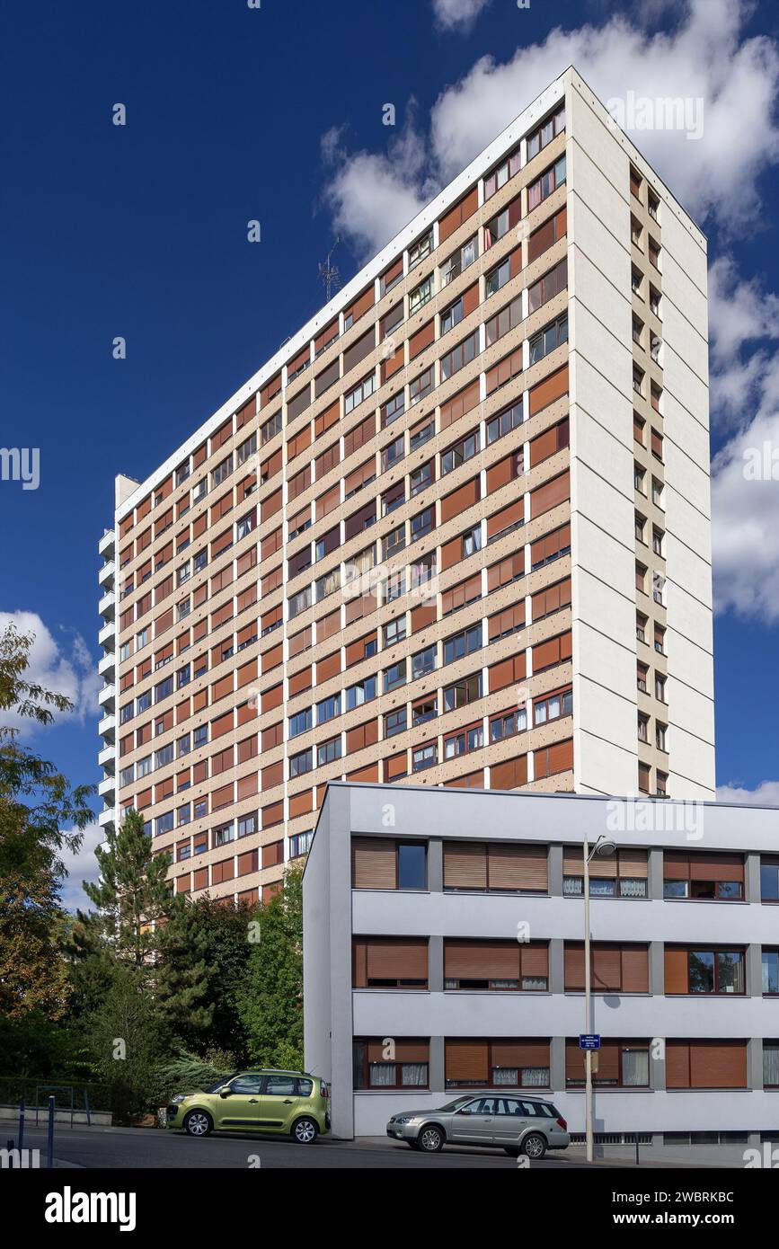 1960s concrete building design hi-res stock photography and images - Alamy