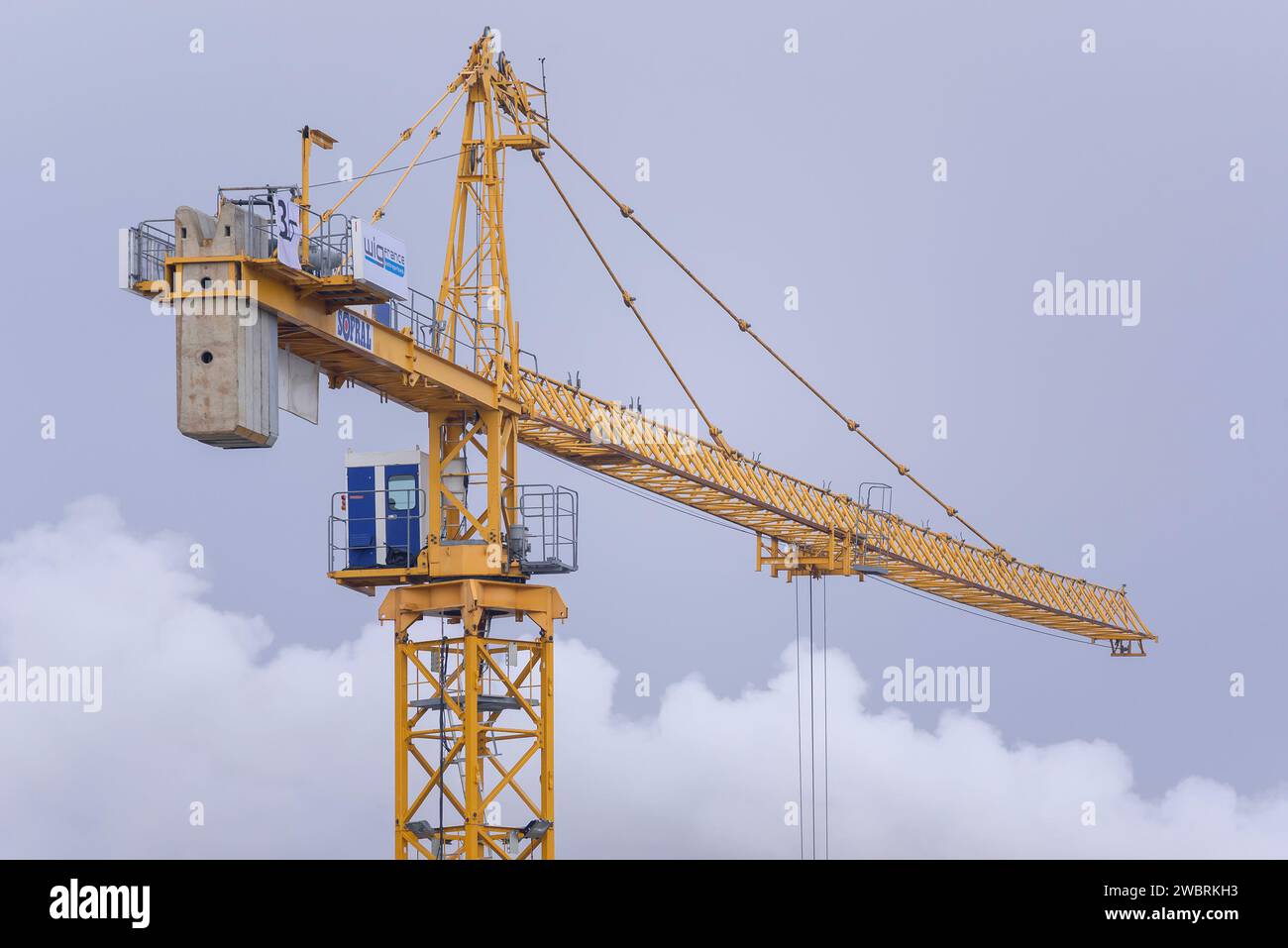 Potain tower crane hi-res stock photography and images - Alamy