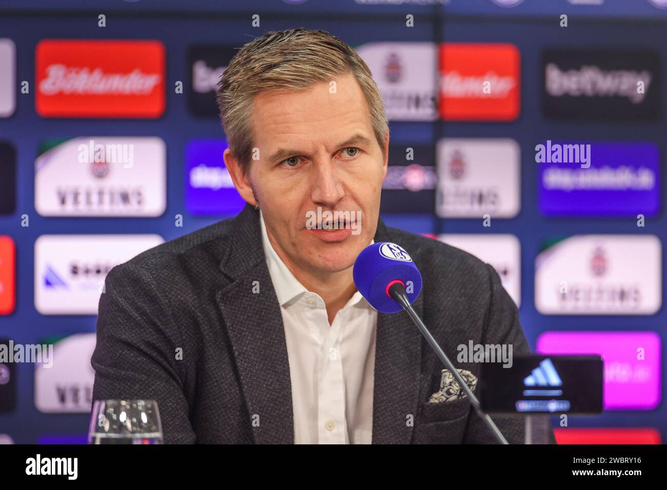 Gelsenkirchen, Germany. 12th Jan, 2024. Soccer: Bundesliga 2, press ...