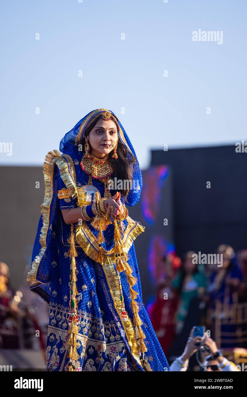 Portrait of young beautiful indian female in ethnic rajasthani dress ...