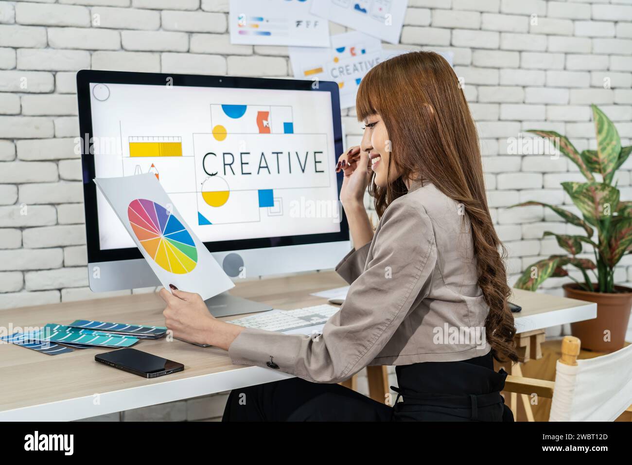 Office modern diversity software design hi-res stock photography and ...