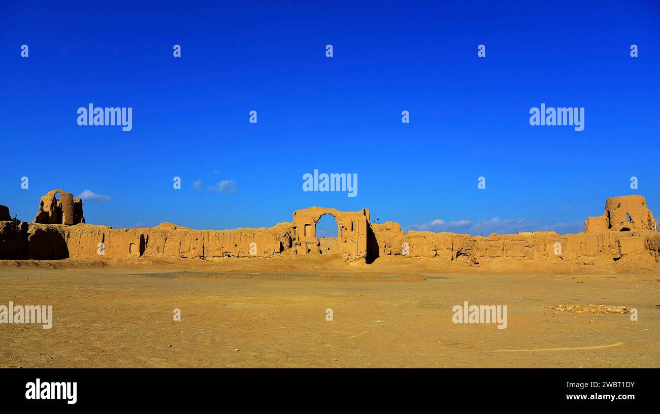 Ancient historical fortresses hi-res stock photography and images - Alamy