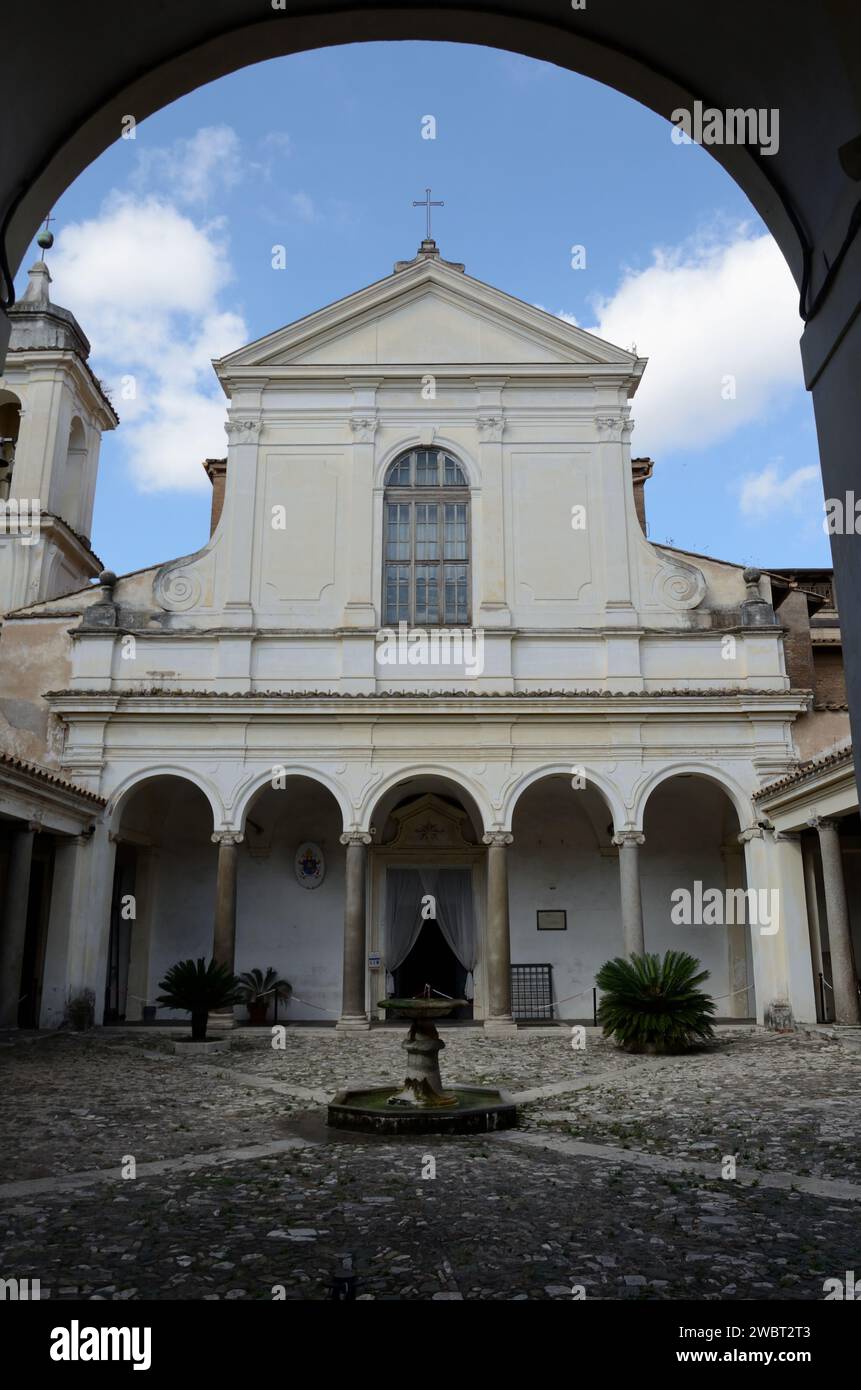 Basilica di san clemente rome hi-res stock photography and images - Alamy