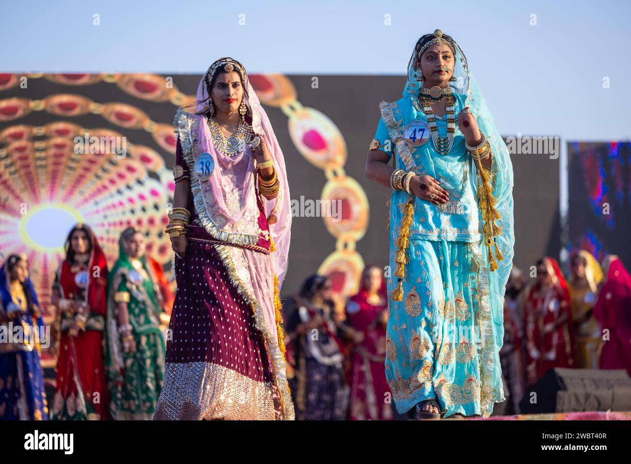 Portrait of young beautiful indian female in ethnic rajasthani dress ...