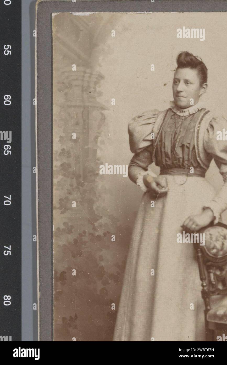 Portrait of an unknown woman in a chair, W.G. Kuijer & Zonen, 1885 ...