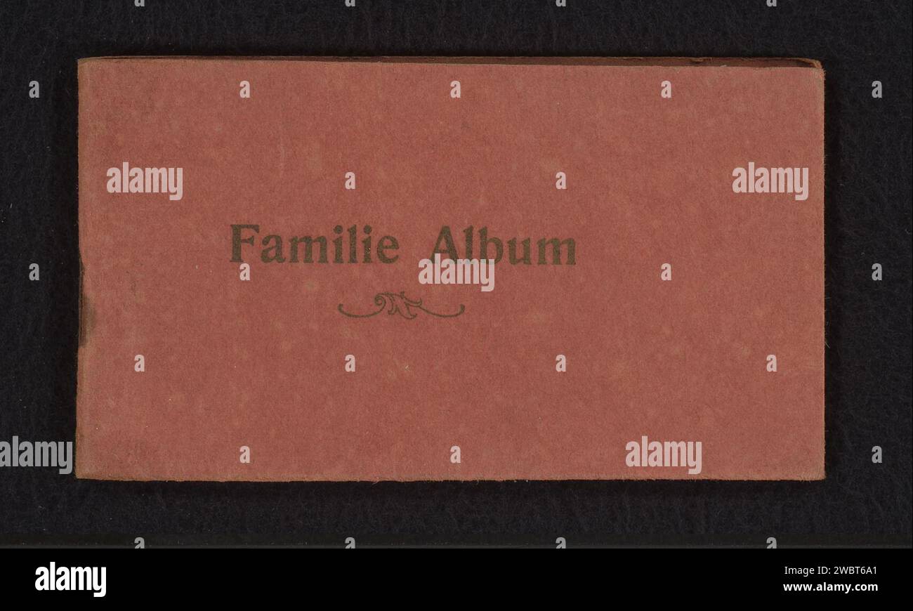 Photo album (empty), c. 1900 - c. 1925 Photo album with 12 sheets with ...