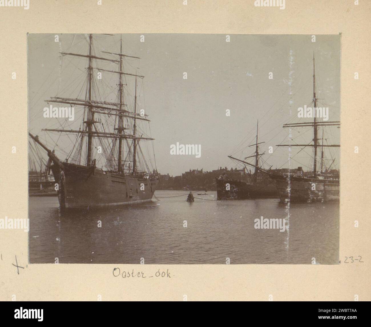 View of the Oosterdok, Hendrik Herman van den Berg, in or after 1890 ...