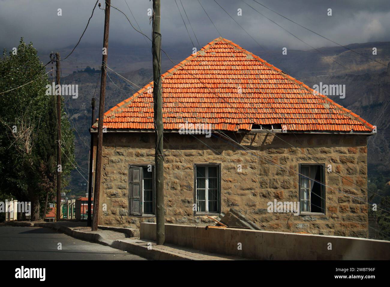 A traditional Lebanese house in the mountains Stock Photo - Alamy