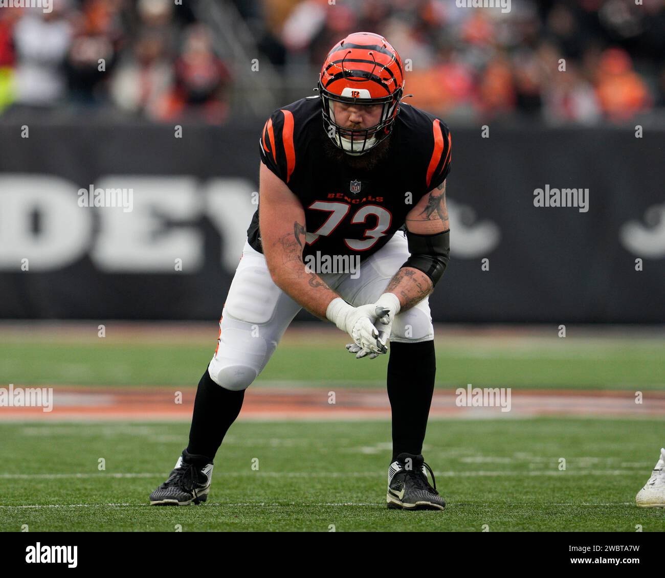 Cincinnati Bengals offensive tackle Jonah Williams takes up a stance ...