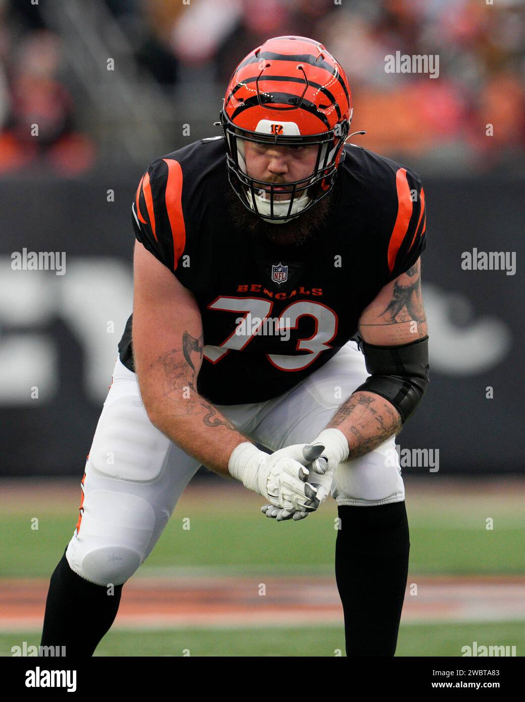 Cincinnati Bengals offensive tackle Jonah Williams takes up a stance ...
