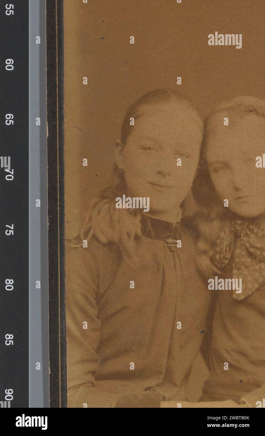 Portrait of two unknown girls, George Lodewijk Mulder, 1859 - 1898 ...