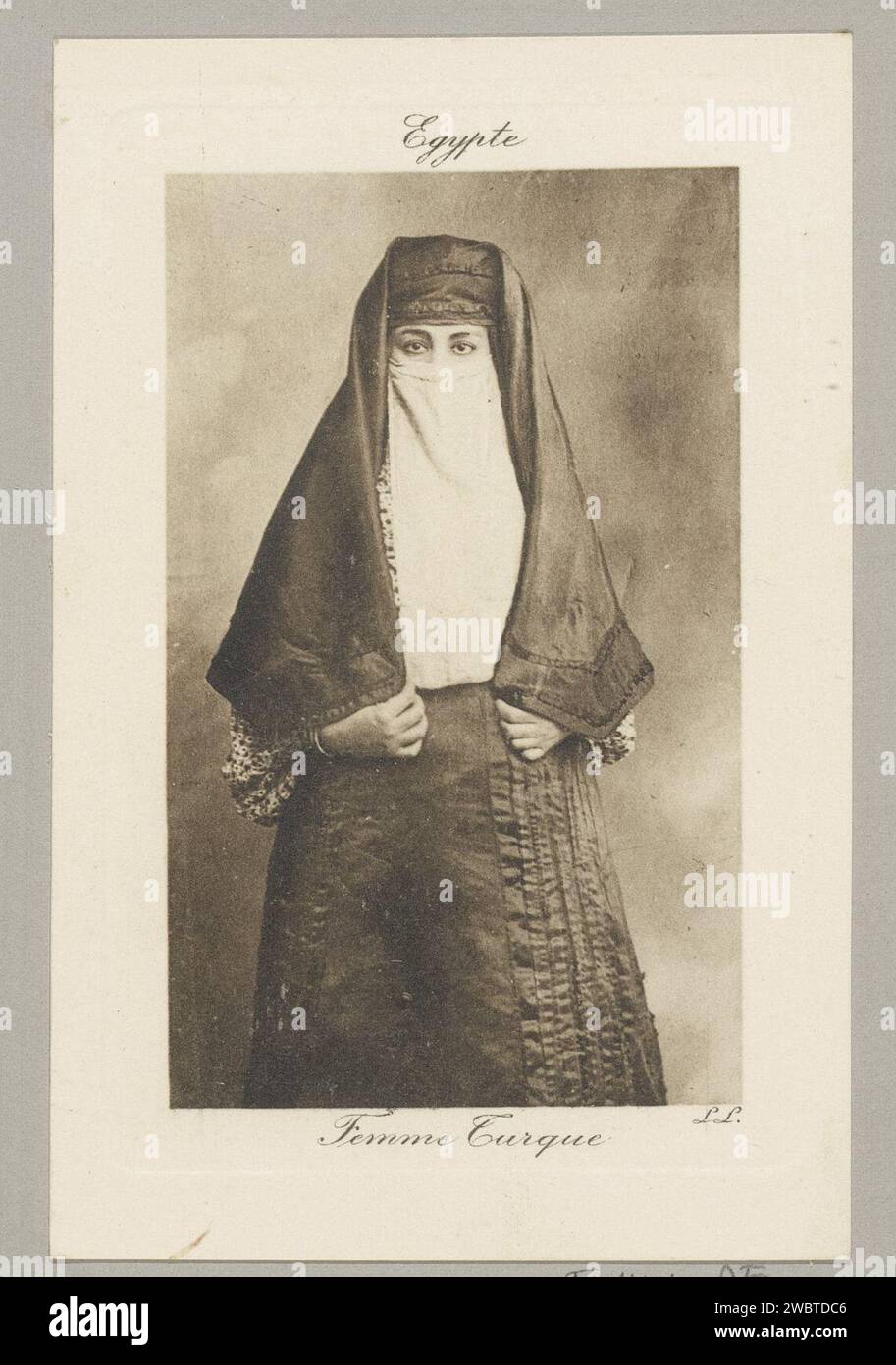 Veiled turkish hi-res stock photography and images - Alamy