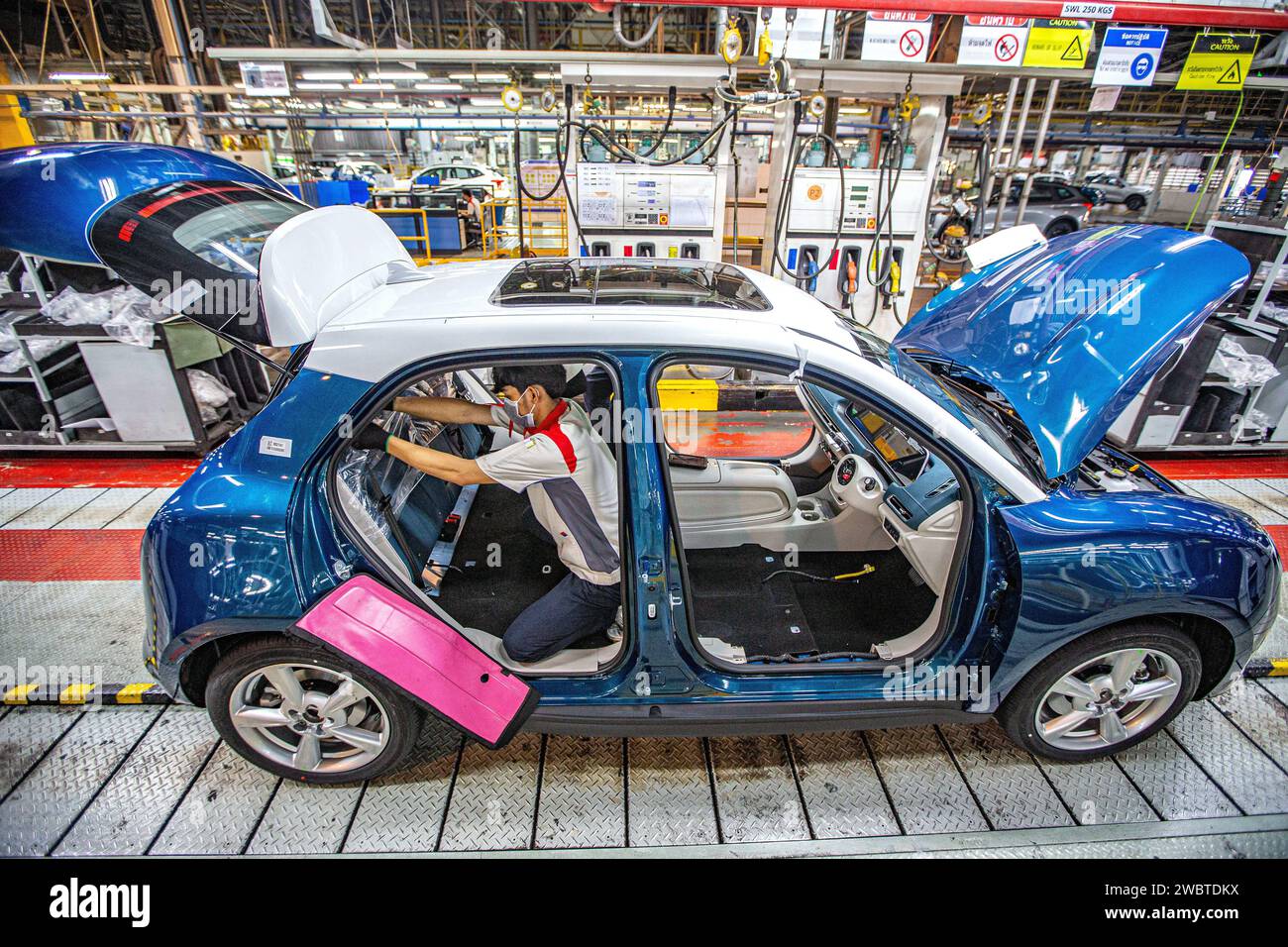 Rayong, Thailand. 12th Jan, 2024. A worker works at the Great Wall ...
