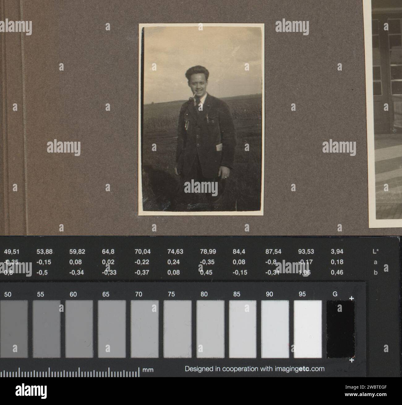 Portrait of Johannes van Zijll de Jong with a pipe, Anonymous, 1930 ...