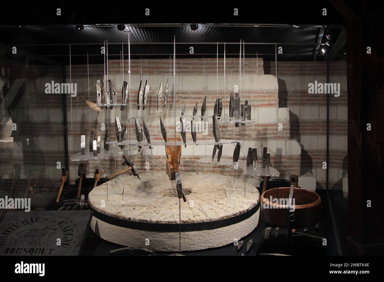 Tools tool 18th century hi-res stock photography and images - Alamy