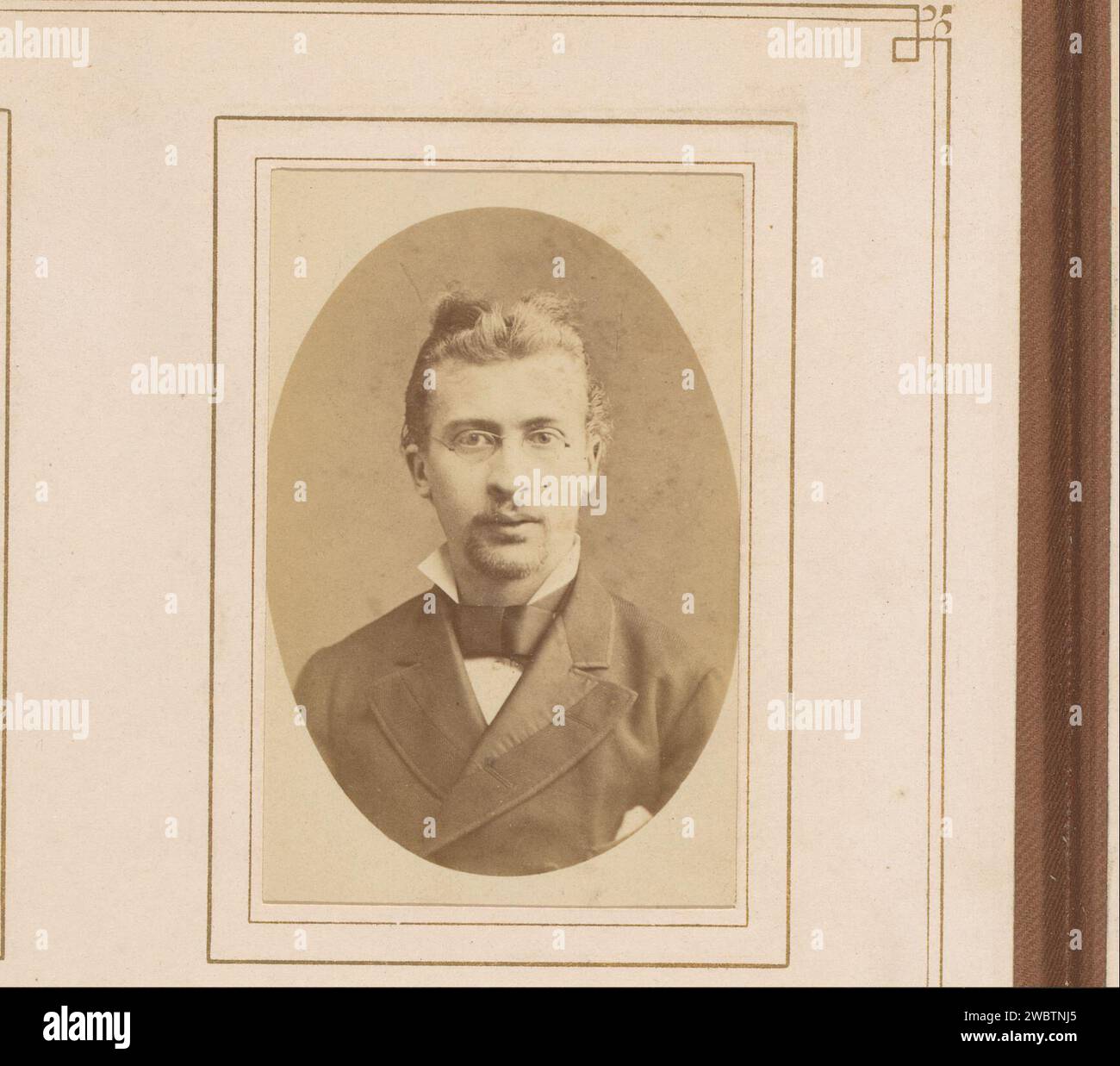 Portrait of a man with glasses and Ringbaard, Max Büttinghausen, 1873 ...