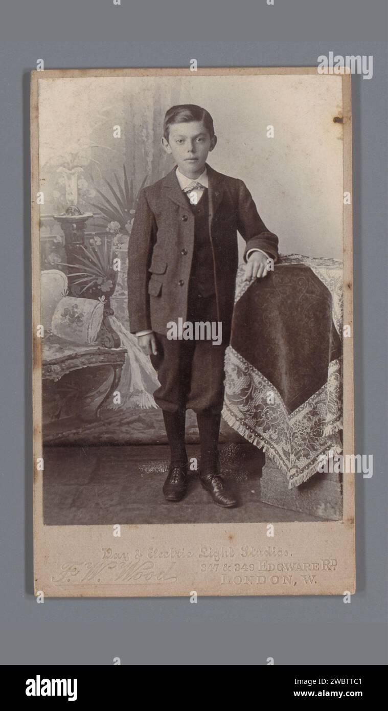 Portrait of an unknown boy, Frederick William Wood, 1913 - 1914 ...