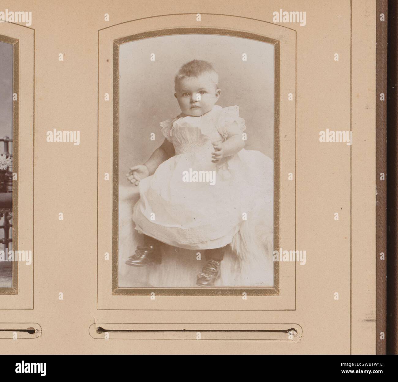 Portrait of Tootje Roos as Baby, Max Büttinghausen, 1880 - 1906 ...