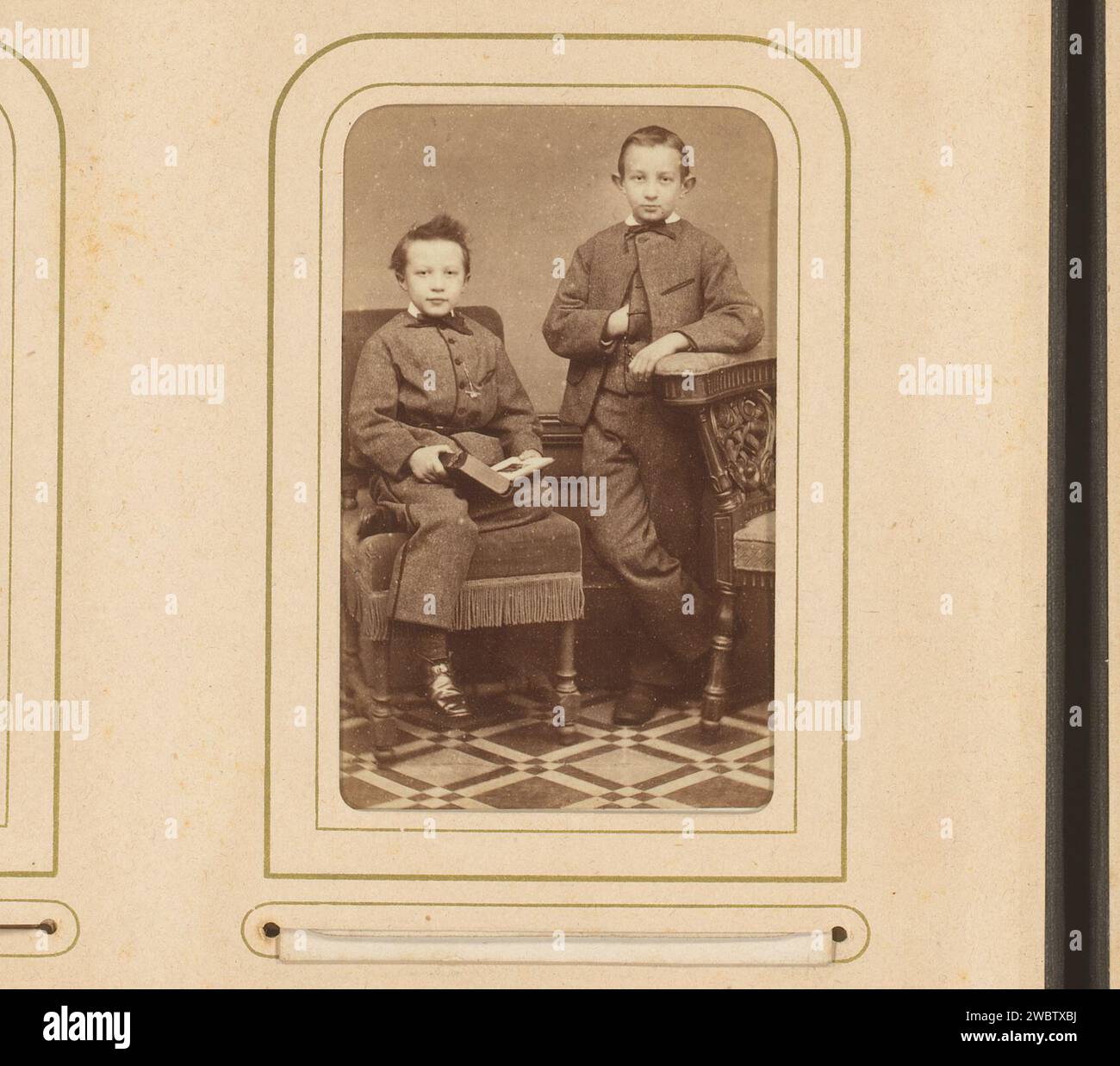 Portrait of a sitting boy and a standing boy, Franz Wilhelm Heinrich ...