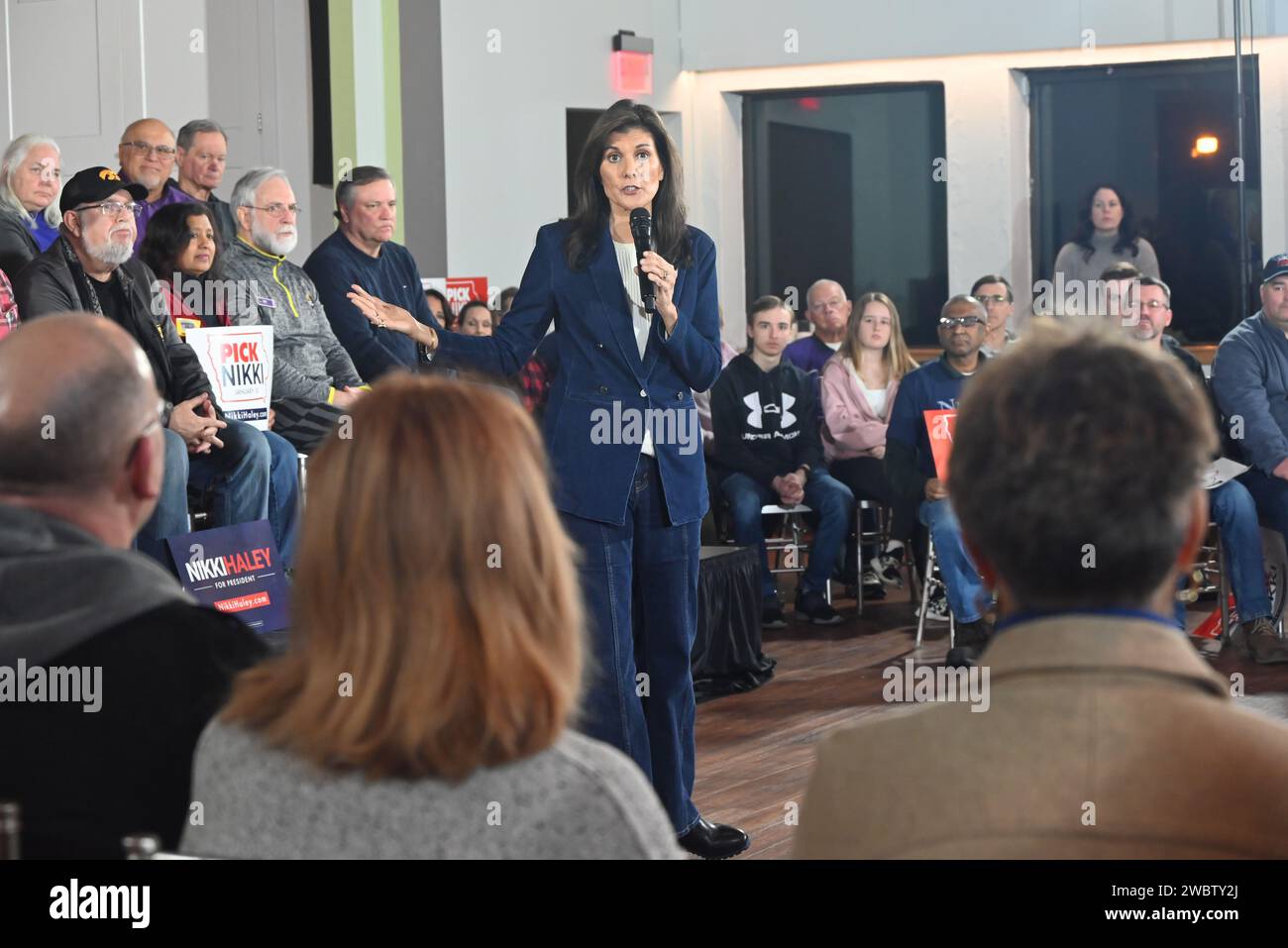 Nikki Haley delivers remarks on supporting Ukraine in the fight against ...