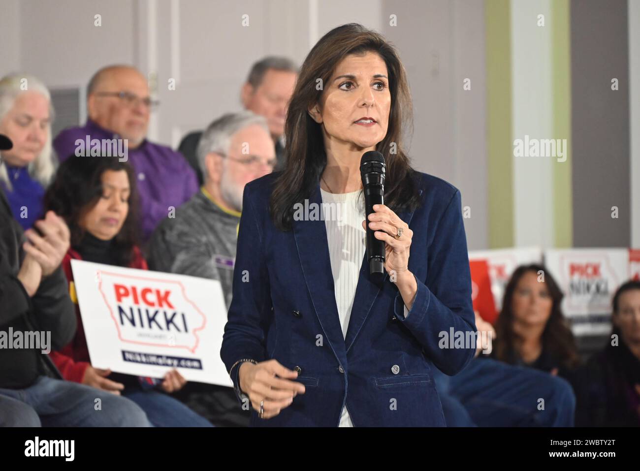 Nikki Haley delivers remarks on supporting Ukraine in the fight against ...