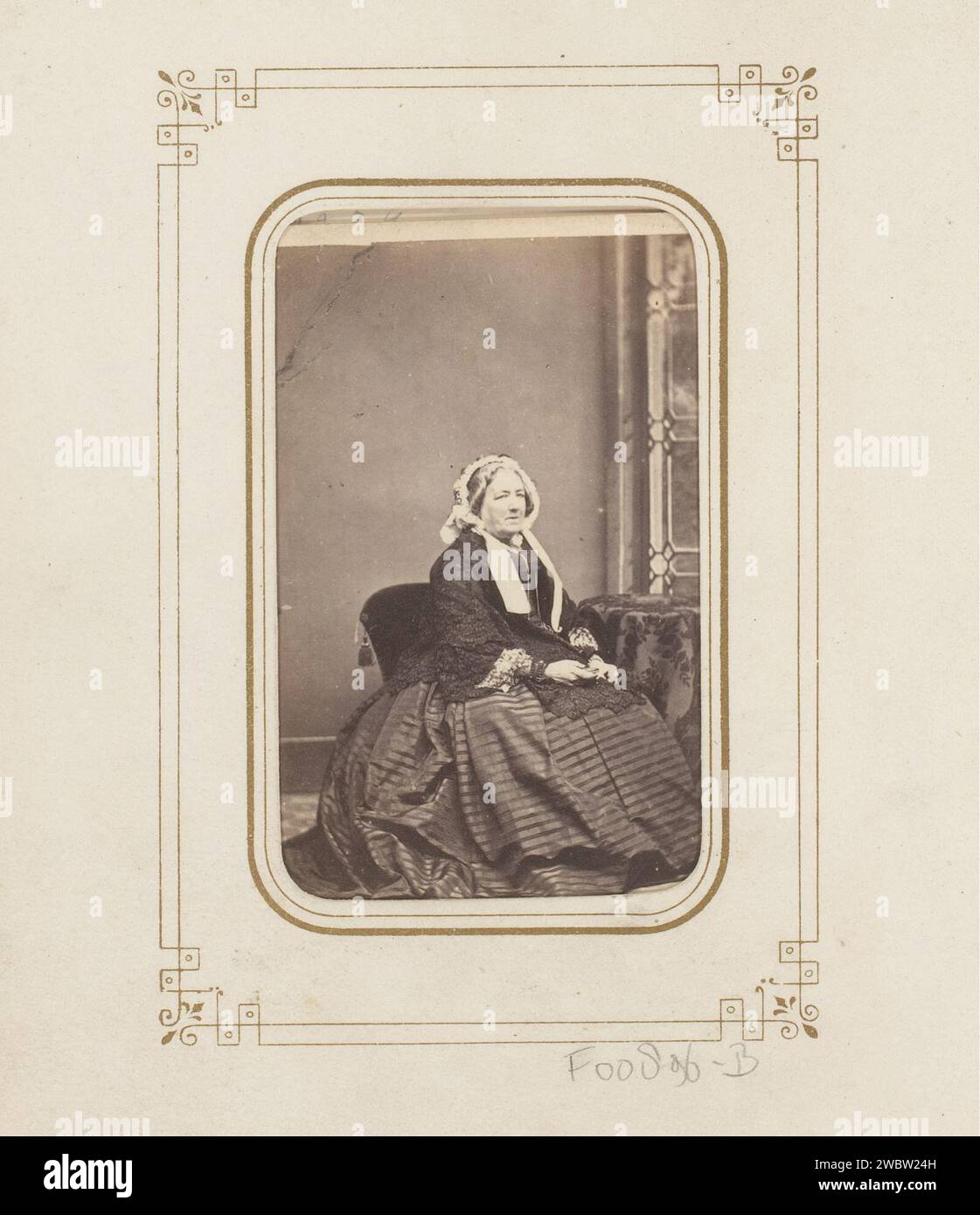 Portrait of a sitting woman, Thomas North, 1863 - 1892 Photograph ...