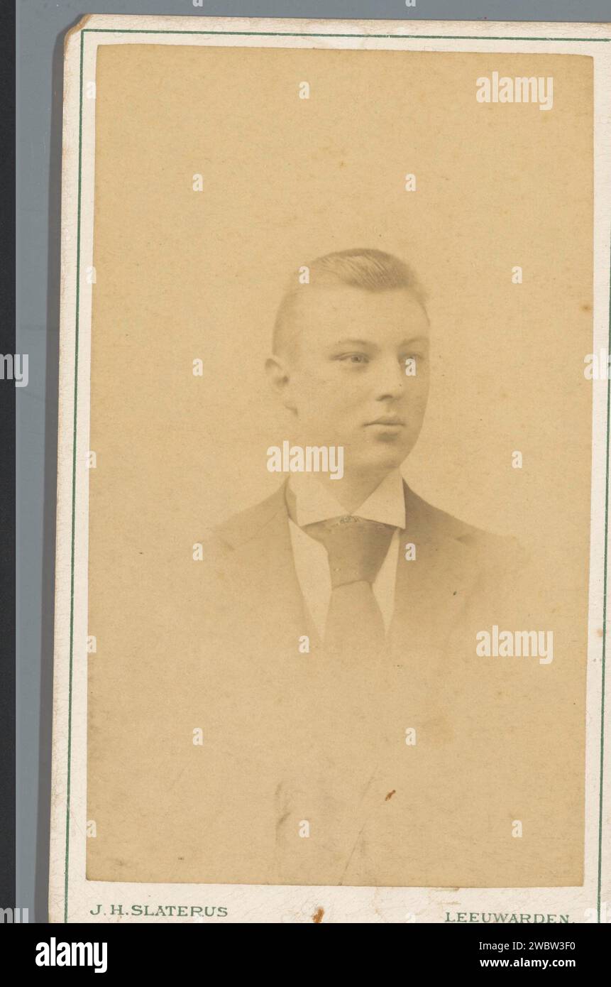 Portrait of an unknown man, referred to as Th. Lucassen, Idanus ...