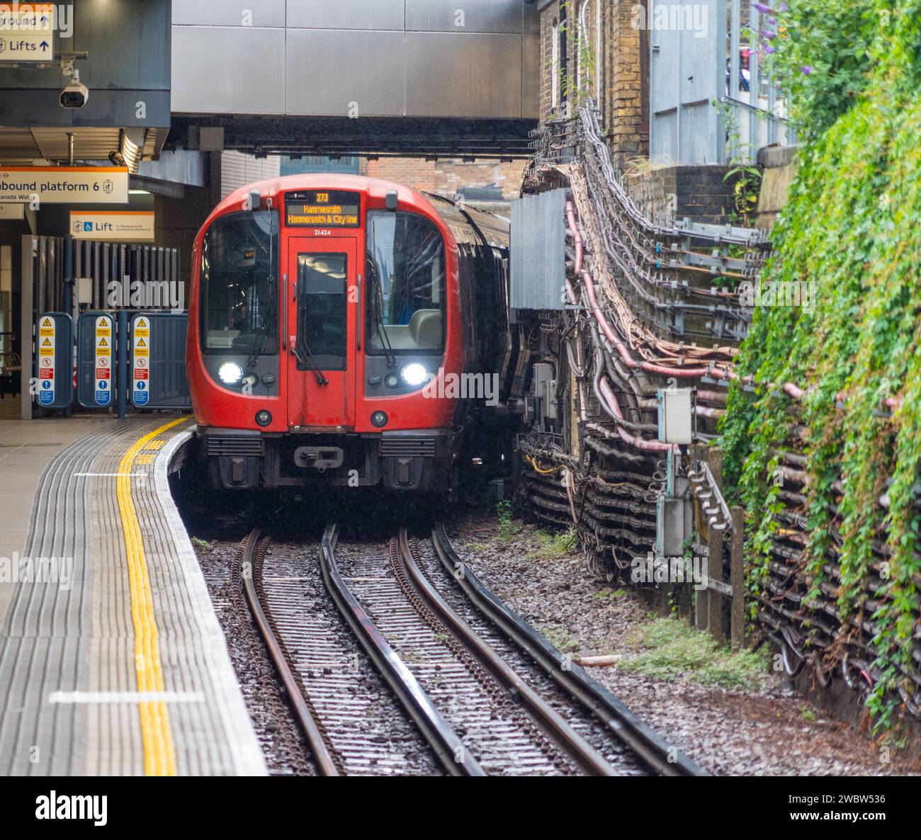 London England UK January 10th 2024 South London Overground Underground ...