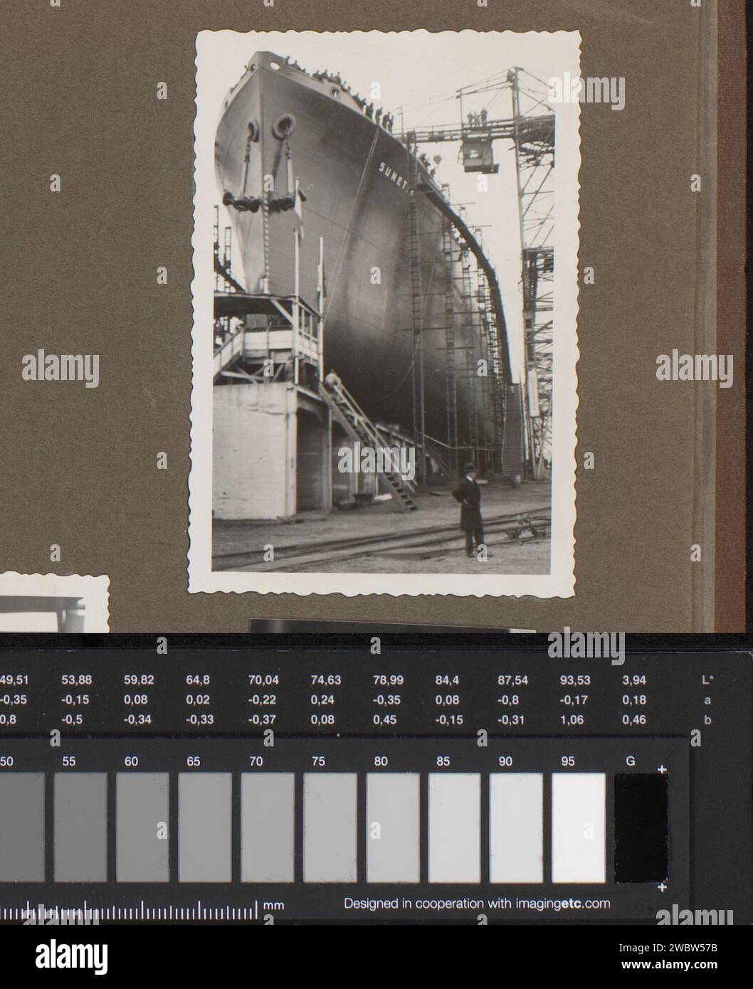 Ship Sunetta at the Rotterdam Droogdok-Maatschappij, Anonymous, 1934 ...