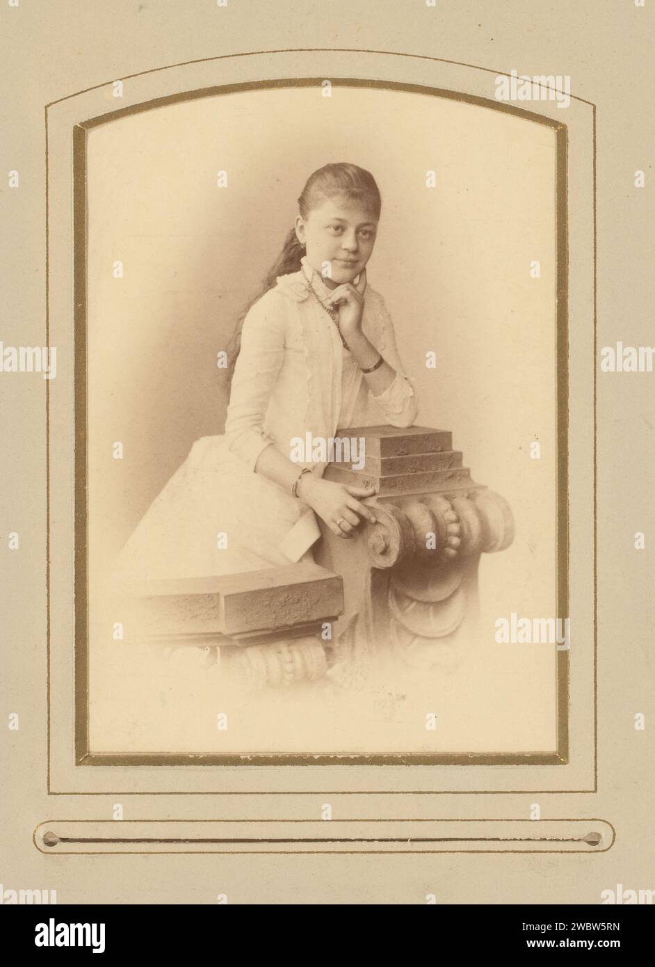 Portrait of a girl, leaning on a balustrade, Julius Cornelius ...