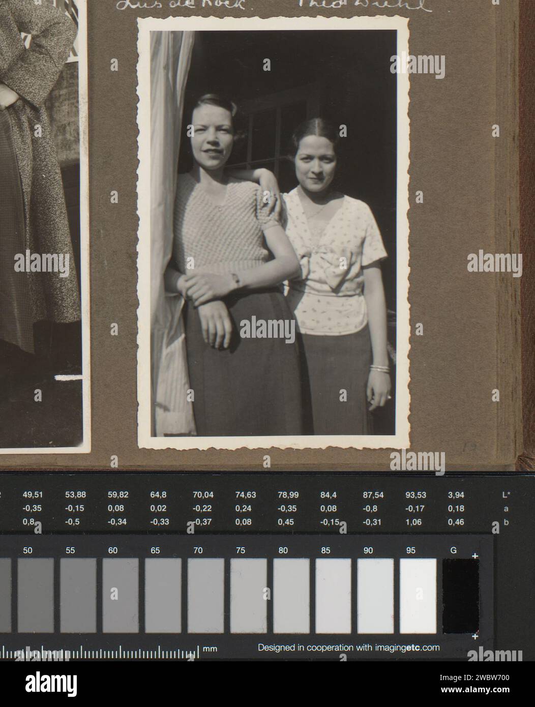 Portrait of sister De Kock and Wilhelmina van Zijll de Jong, Anonymous ...