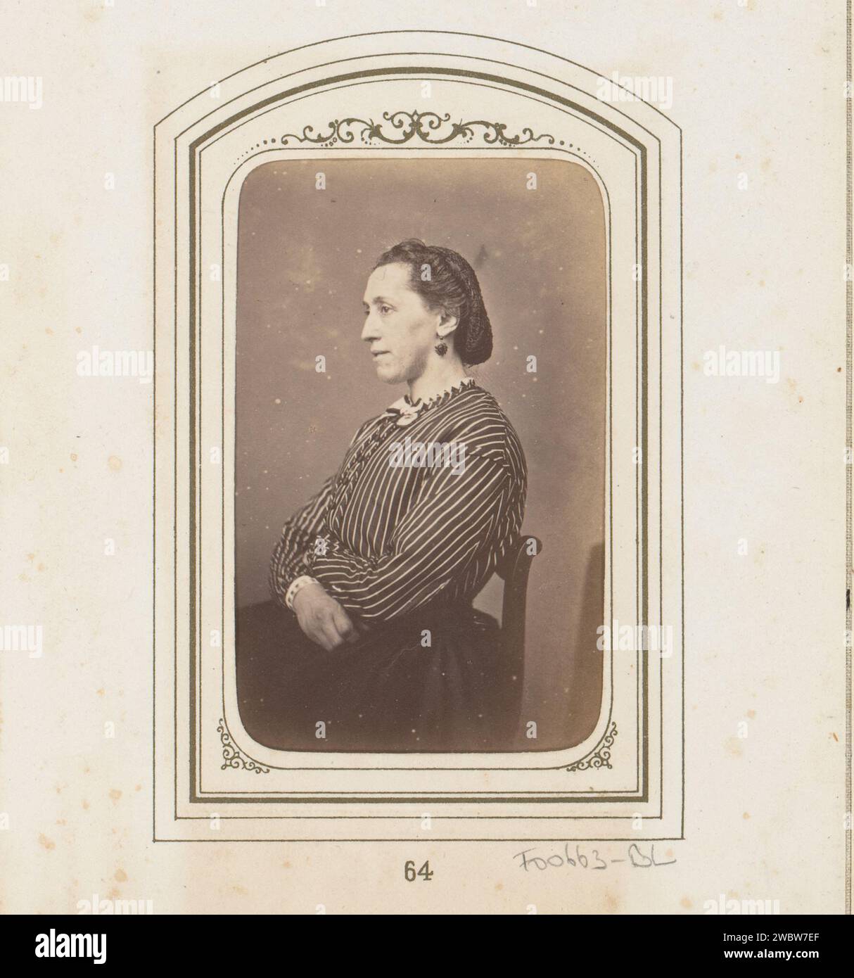 Portrait of a sitting woman, and Profil, Roelof Loots, 1860 - 1880 ...