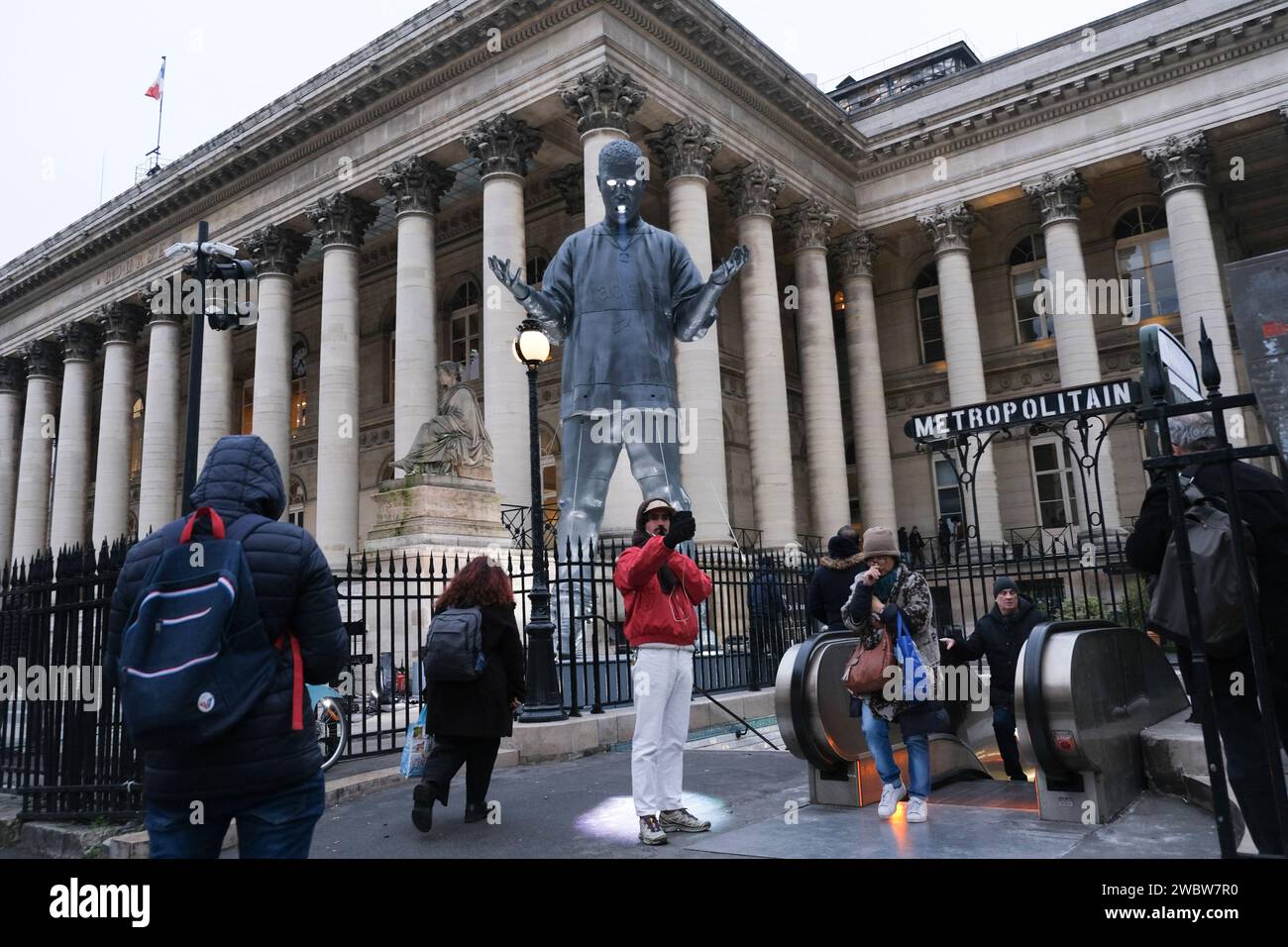 Paris, France. 12th Jan, 2024. A ten-meter-high ephemeral figure of Kid ...