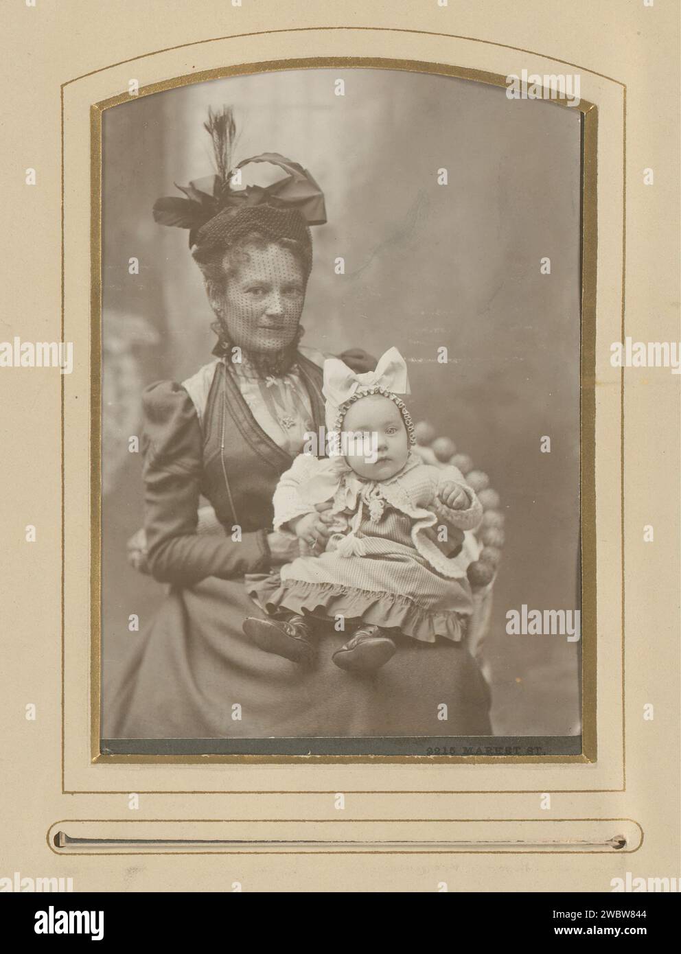 Portrait of a woman with a baby on lap, Harper & Co, 1895 - 1920 ...