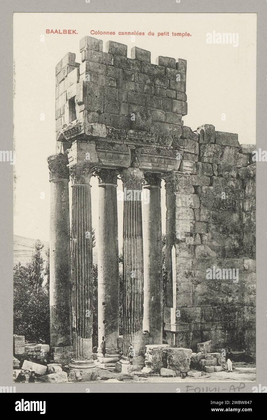 Tempelzuilen in Baalbek, anonymous, c. 1900 - in or before 1910 ...